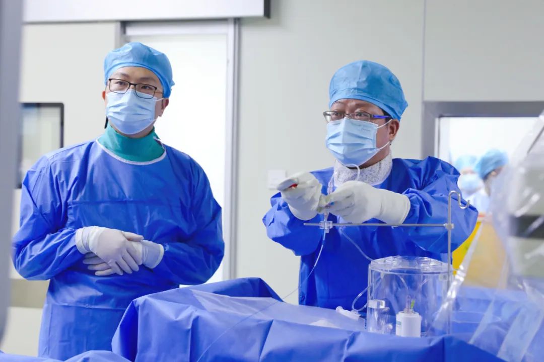 全球首例钇[90Y]炭微球治疗原发性肝癌介入手术顺利完成医药新闻-ByDrug-一站式医药资源共享中心-医药魔方